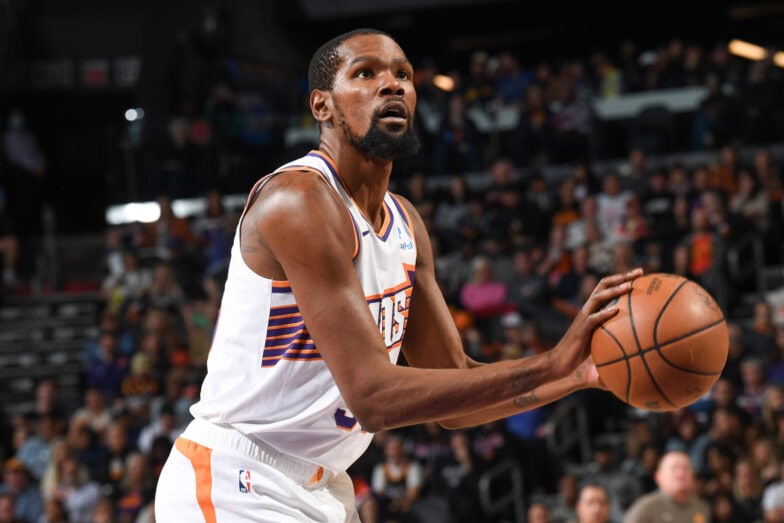 KEVIN DURRANT MAKES HISTORY - Six Sports Network